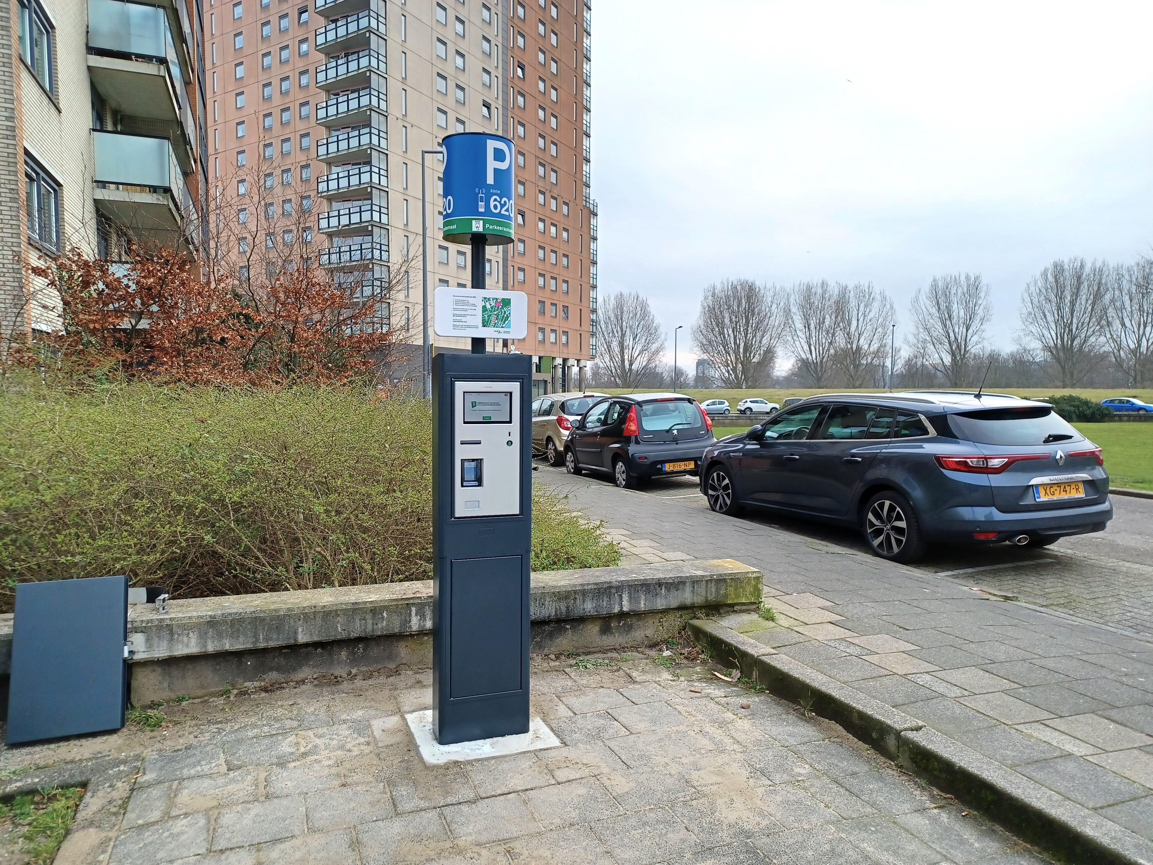 Gemeente Rotterdam breidt uit met Compact S3 parkeerautomaten
